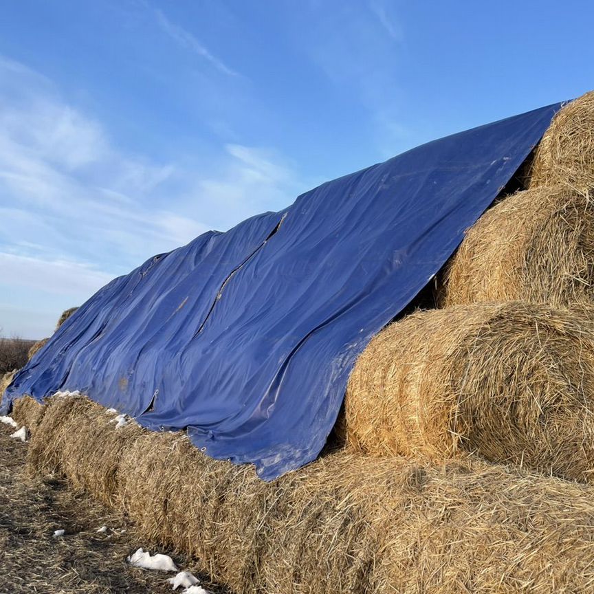 Солома в рулонах