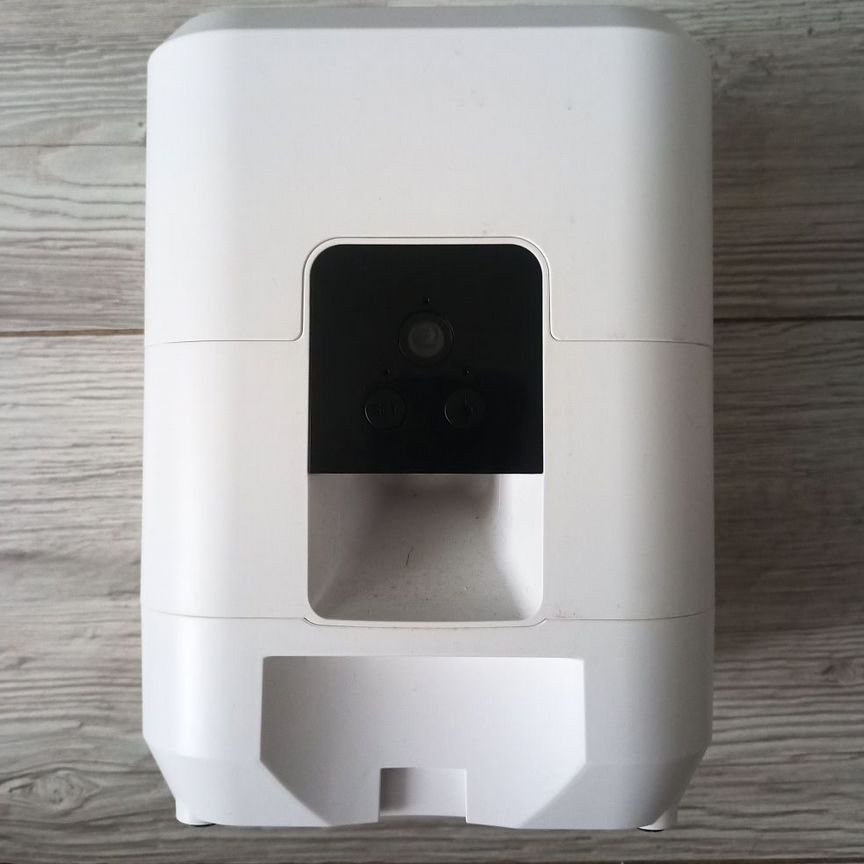 Автоматическая кормушка для собак