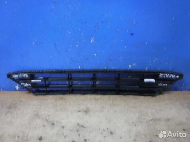 Решетка в бампер центральная для Volvo XC60 2017 купить в Молочном ...