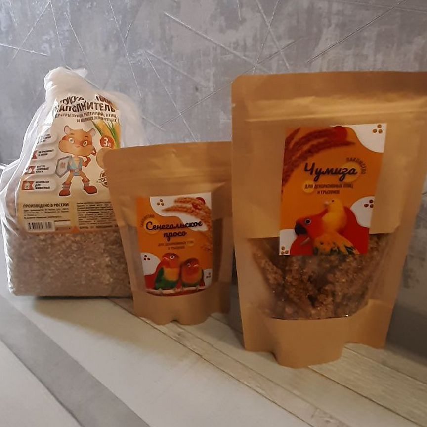 Лакомство для попугаев