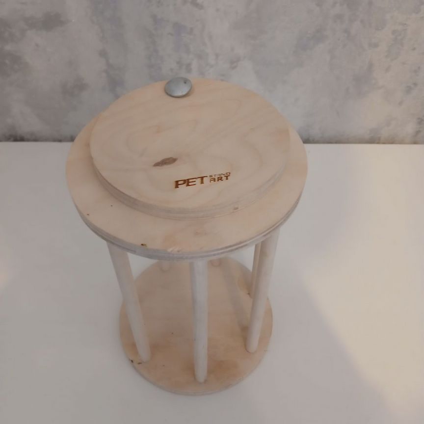 Поставка для сена, травы для кошек или кроликов