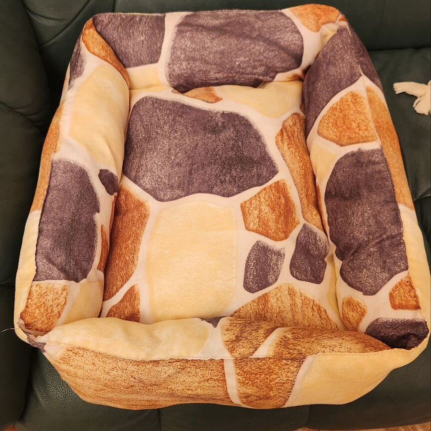 Лежанка для кота