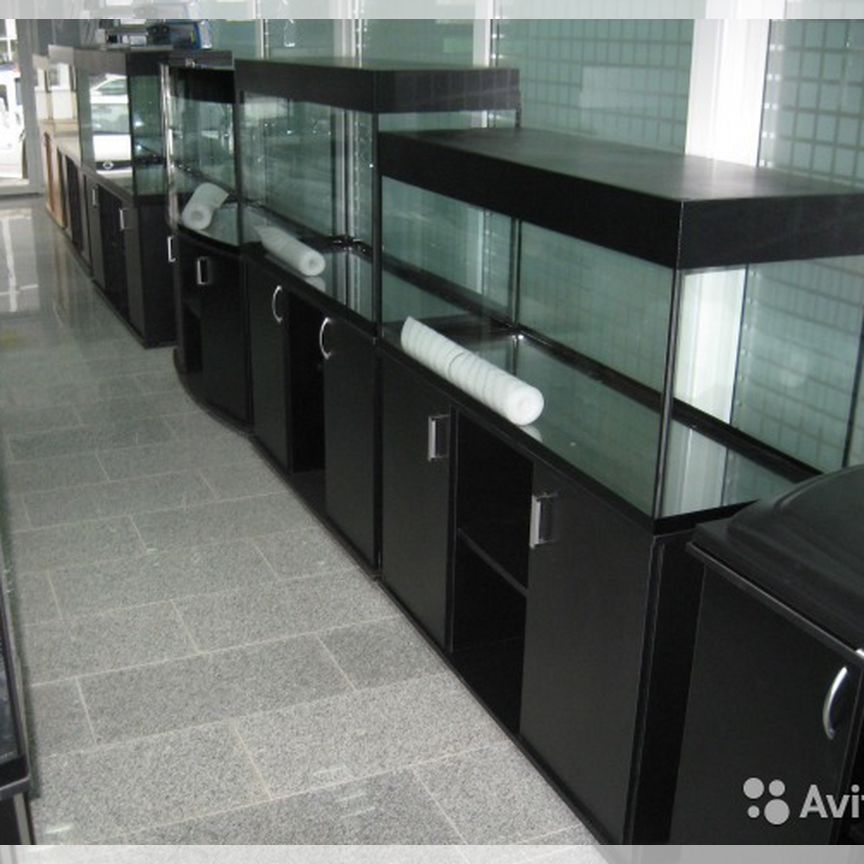 Аквариумы под рыбок