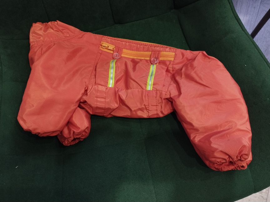 Комбинезон-переноска для маленькой собачки