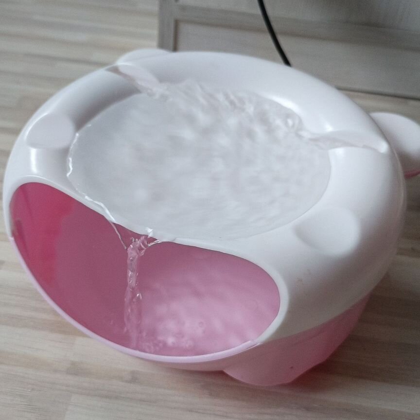 Поилка доя кошек фонтан