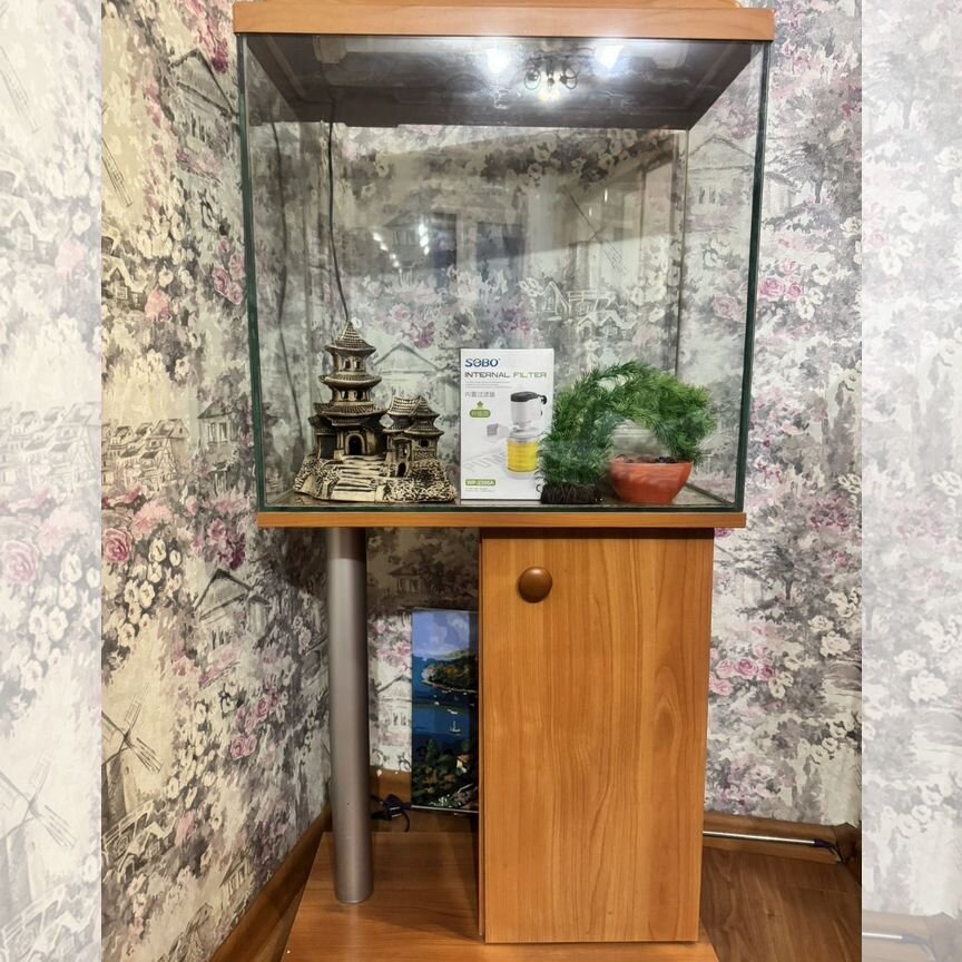 Аквариум с тумбой 100л
