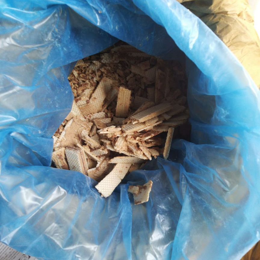 Лом вафель (отходы кондитерского производства). Ко