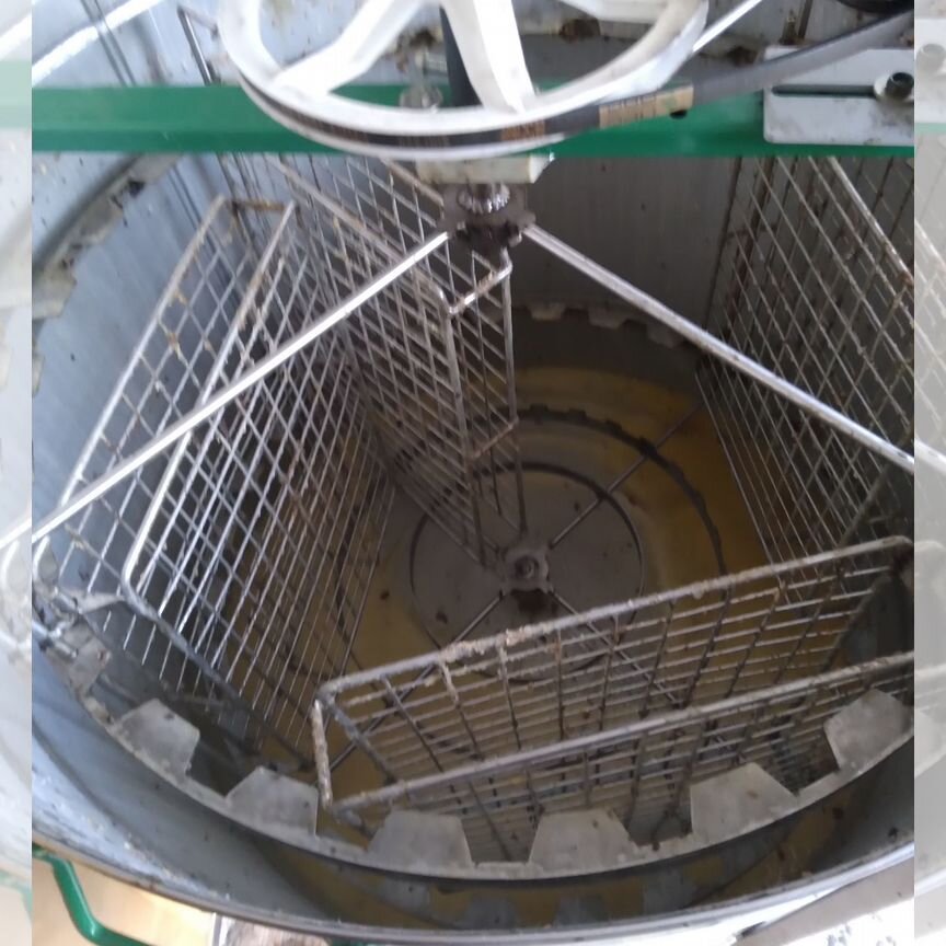 Медогонка автоматическая