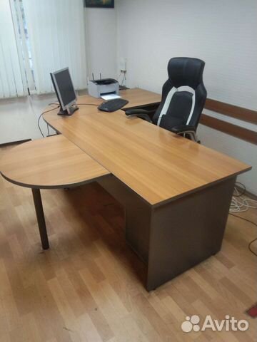 Стол руководителя купить в Москве | Товары для дома и дачи | Авито