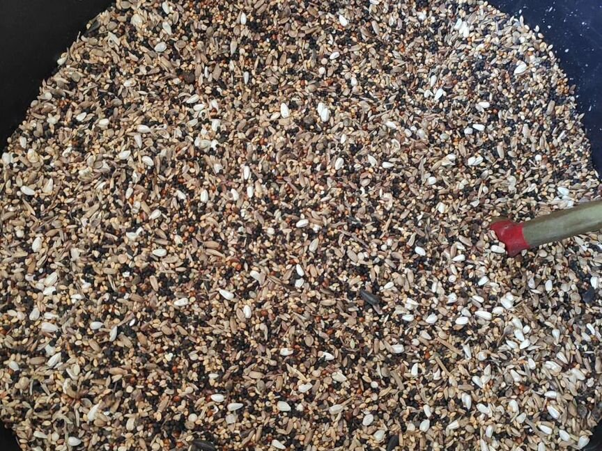 Корм для певчих, лесных птиц