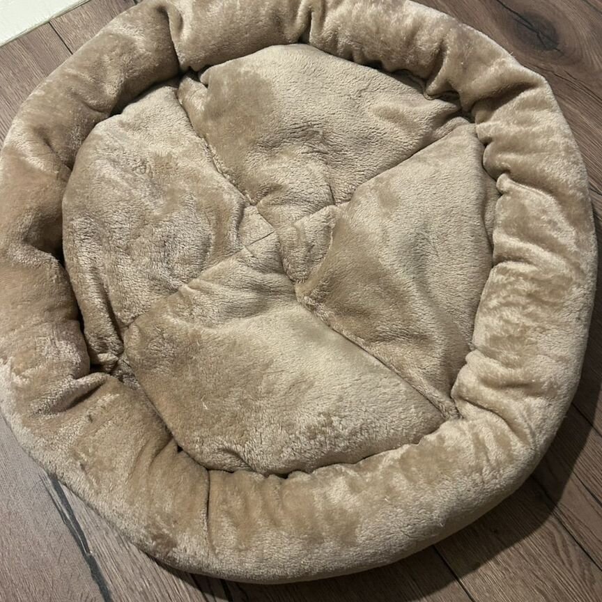 Лежанка для кошек и собак