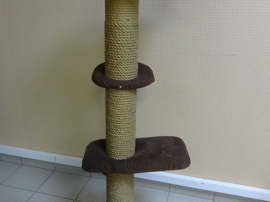 Стойка для кошек (лежаки, когтеточка) - в ремонт