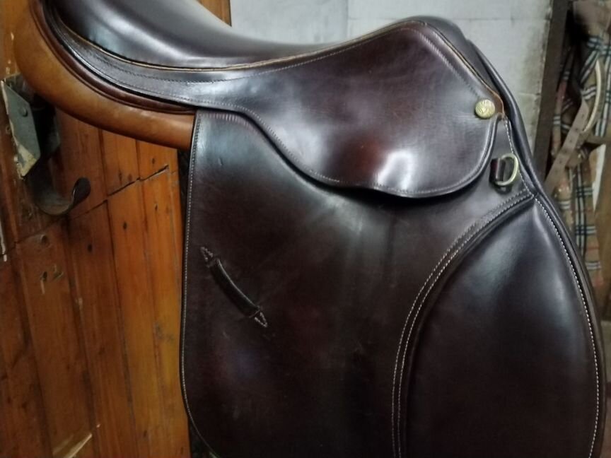 Конкурное седло