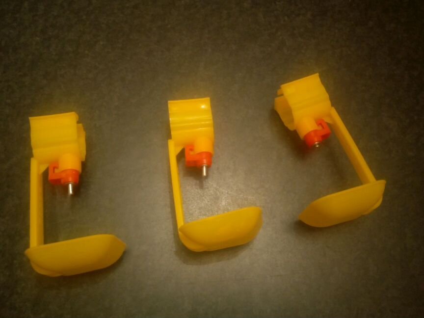 Нипельные поилки