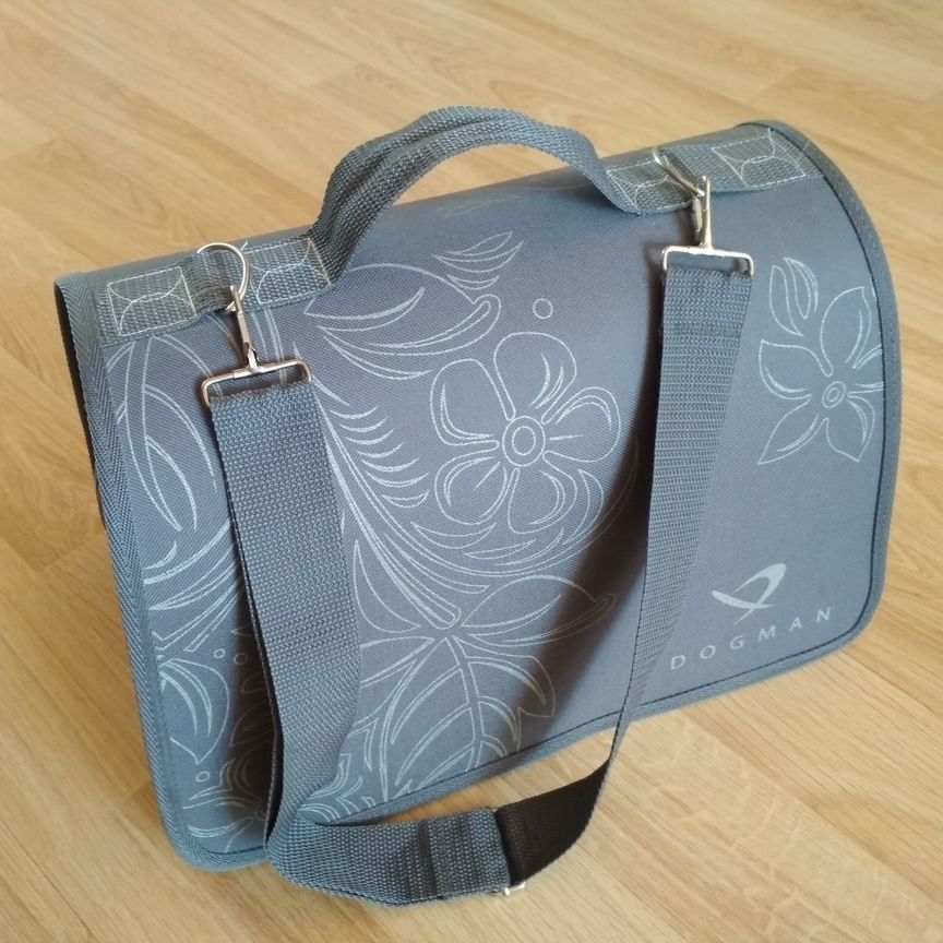 Сумка-переноска для кошек и собак