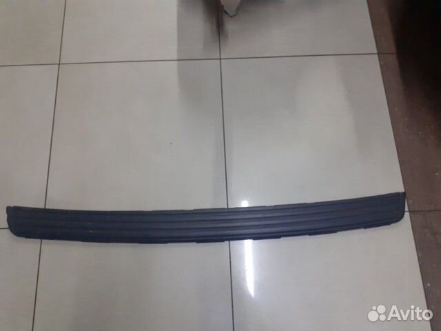 Накладка заднего бампера Land Rover Discovery 2007 купить в Санкт ...