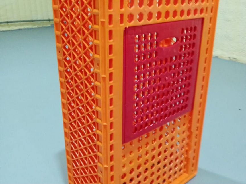 Ящики для перевозки птицы