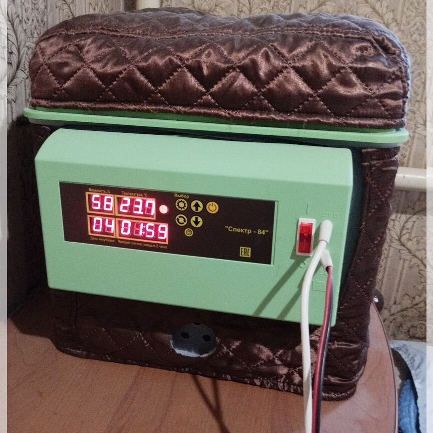 Инкубатор для яиц автоматический переворот