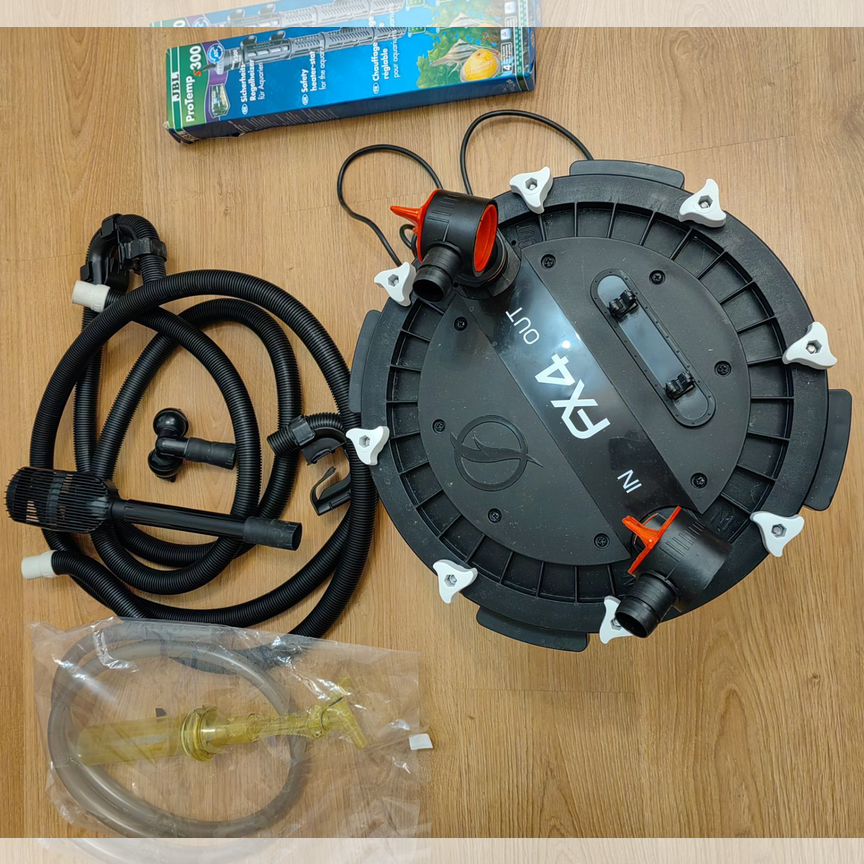 Фильтр внешний Fluval FX4