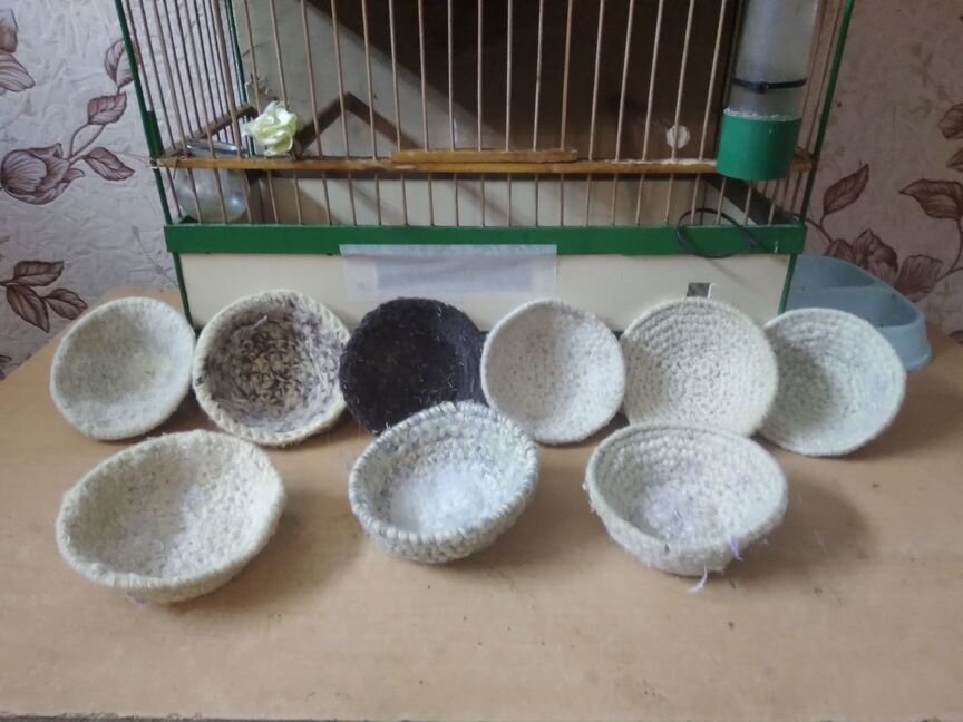 Гнезда для разведения канареек