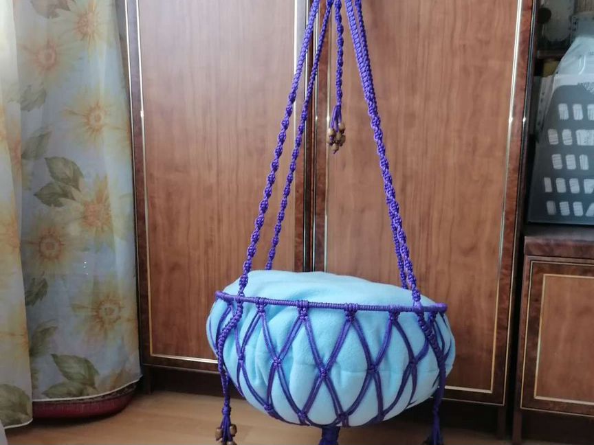 Подвесная лежанка для кошек