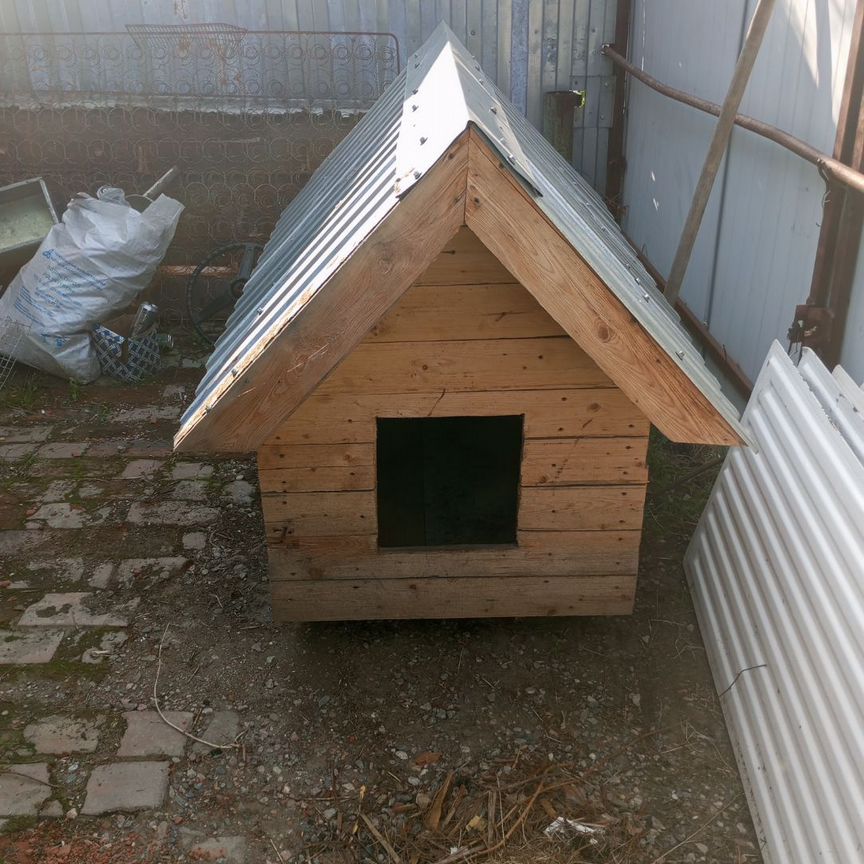 Будка для крупных собак