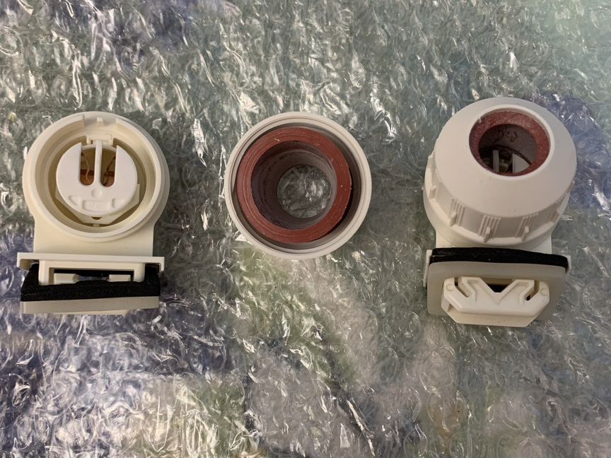 Патрон под лампу Т5