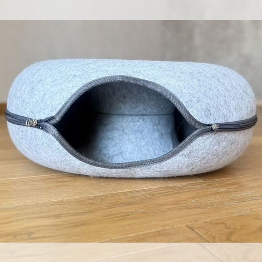 Лежанка для кошек