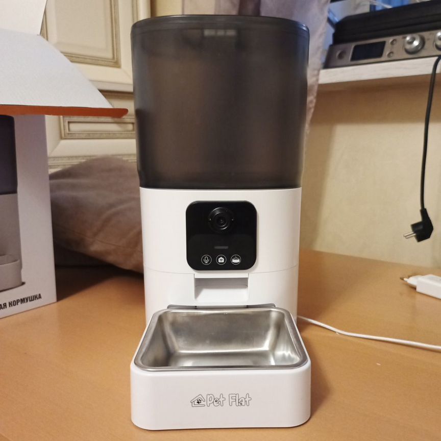 Автокормушка для кошек и собак Pet Flat