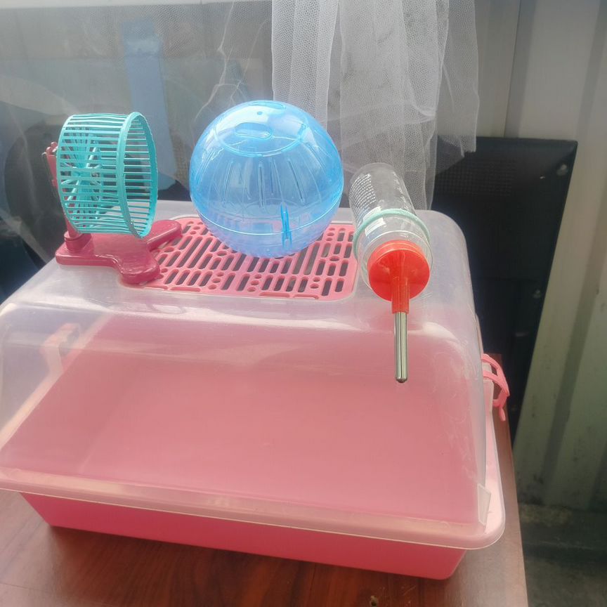 Контейнер для хомяка