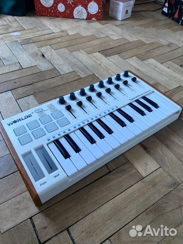 Миди клавиатура Worlde Tuna Mini купить в Москве | Хобби и отдых | Авито