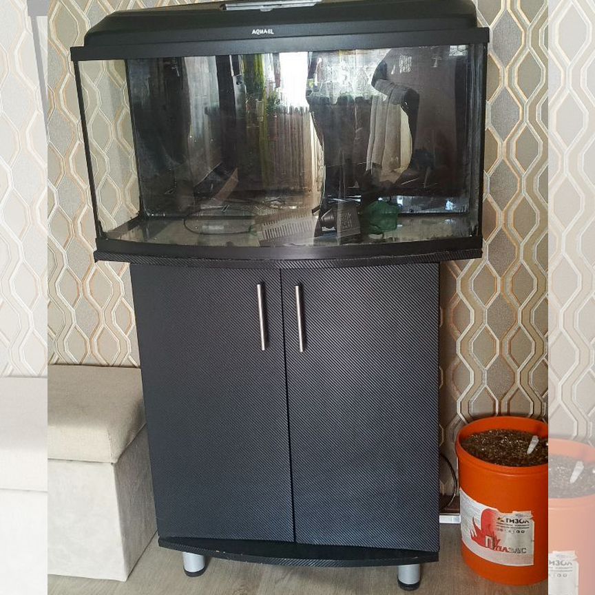 Аквариум с тумбой бу