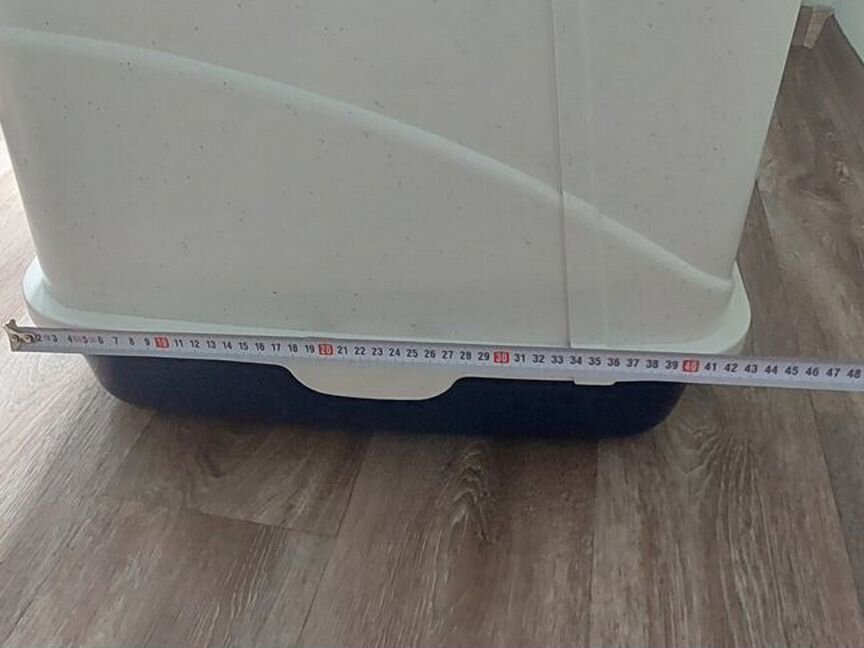 Закрытый лоток для кошек