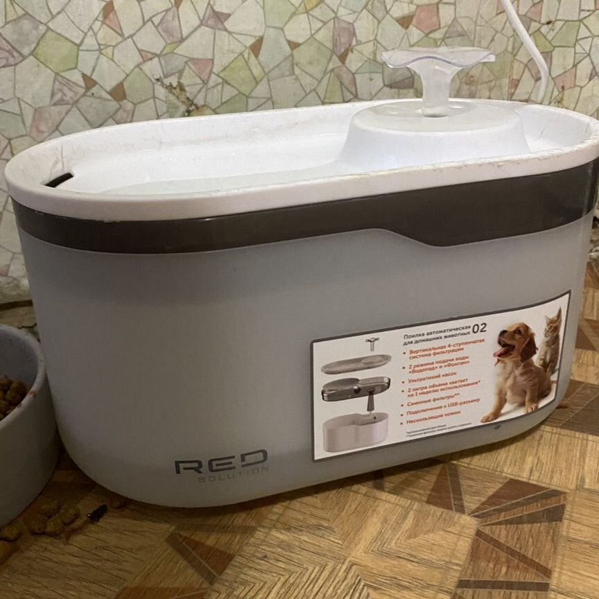 Поилка для кошек