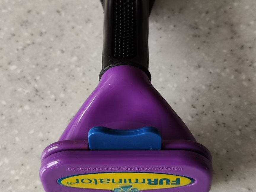 Фурминатор и когтерезка для кошек