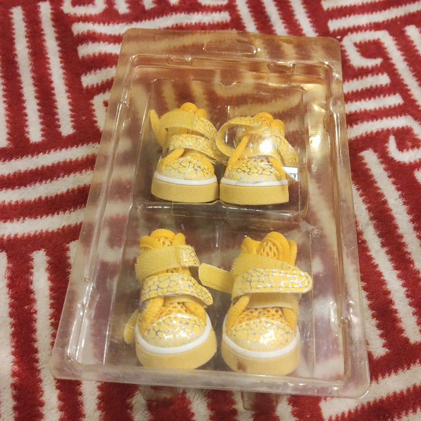 Обувь для маленьких собак