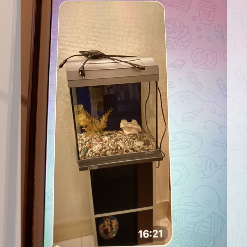 Аквариум на тумбе
