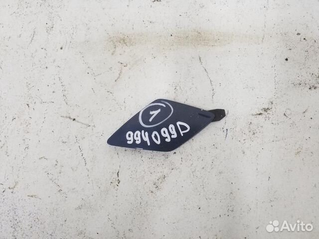 Заглушка буксировочного крюка переднего бампера Vo купить в Москве ...