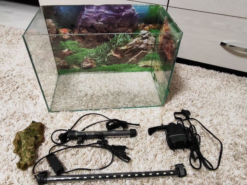 Аквариум /фильтр/термометр/лампа
