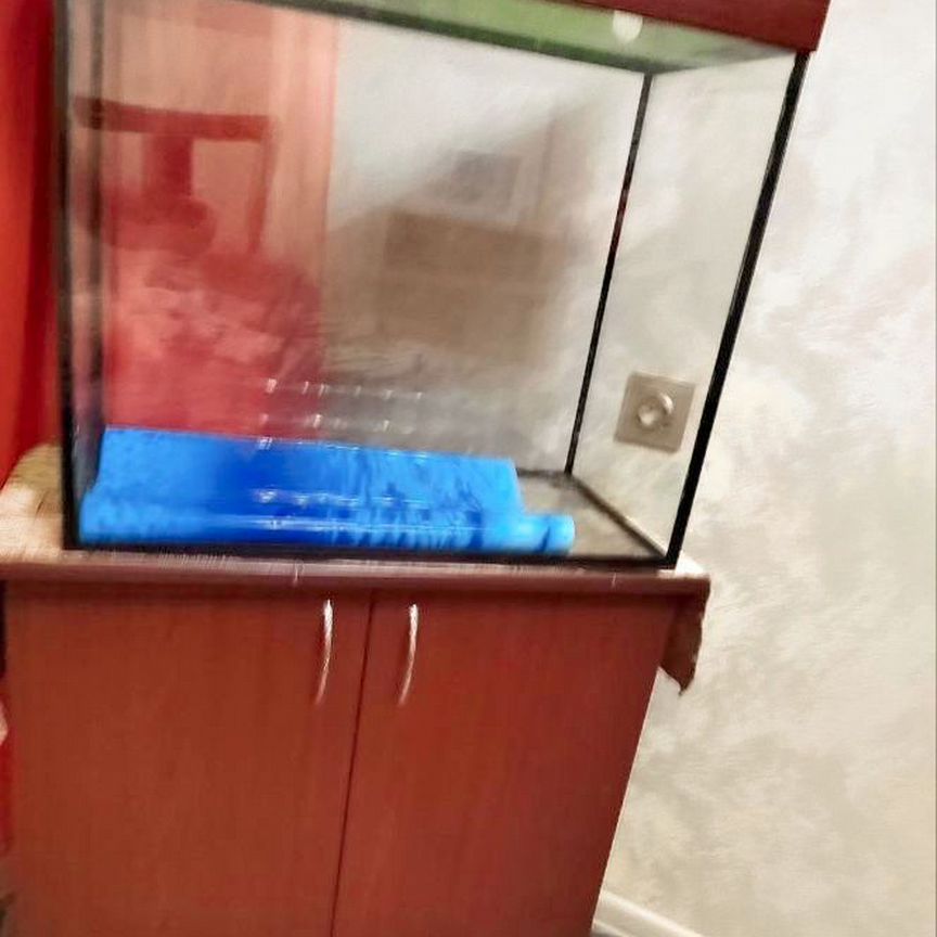 Аквариум с крышкой и тумбой 100 л