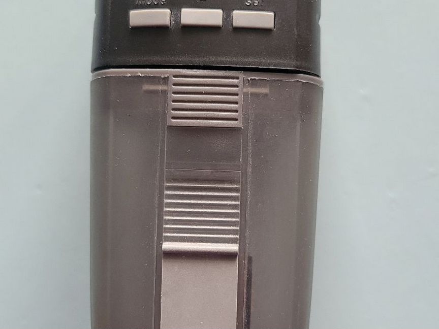 Автоматическая кормушка для рыб