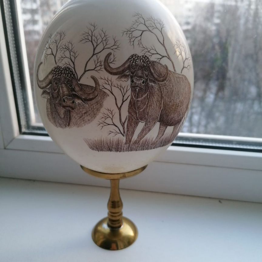 Страусиное яйцо