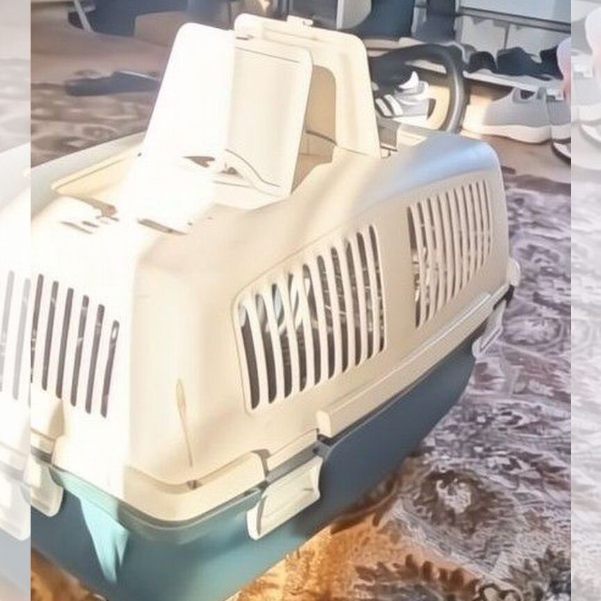 Переноска для кошек и собак