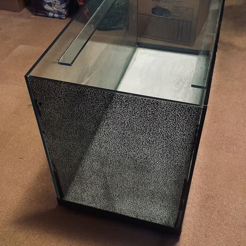 Аквариум для рыбок бу