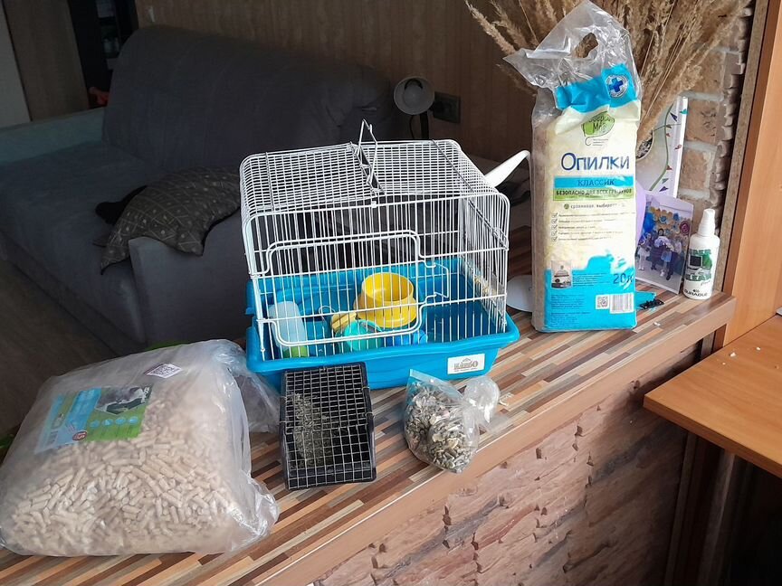 Клетка,наполнители,сенник,поильник для грызунов