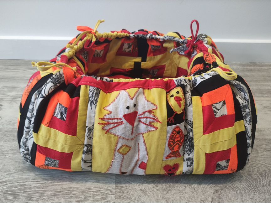 Лежанки для животных ручной работы (пэчворк)