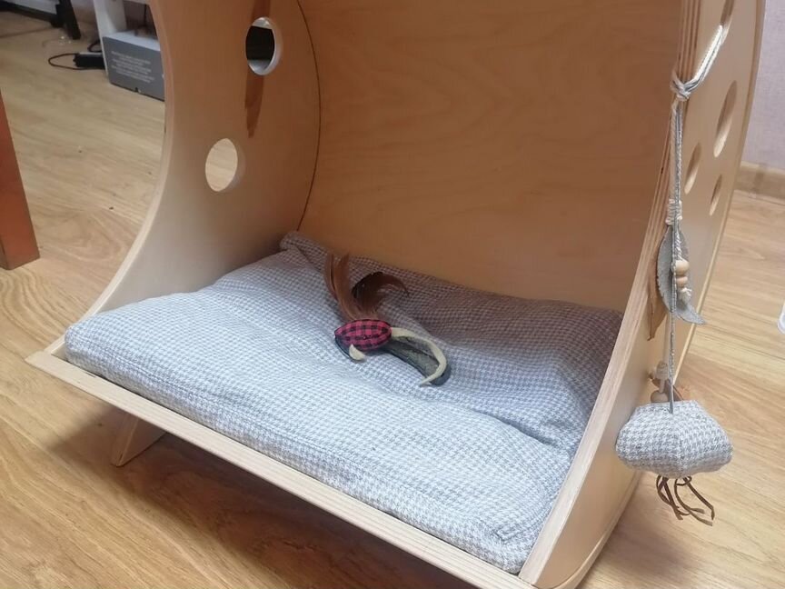 Лежанка для кошек