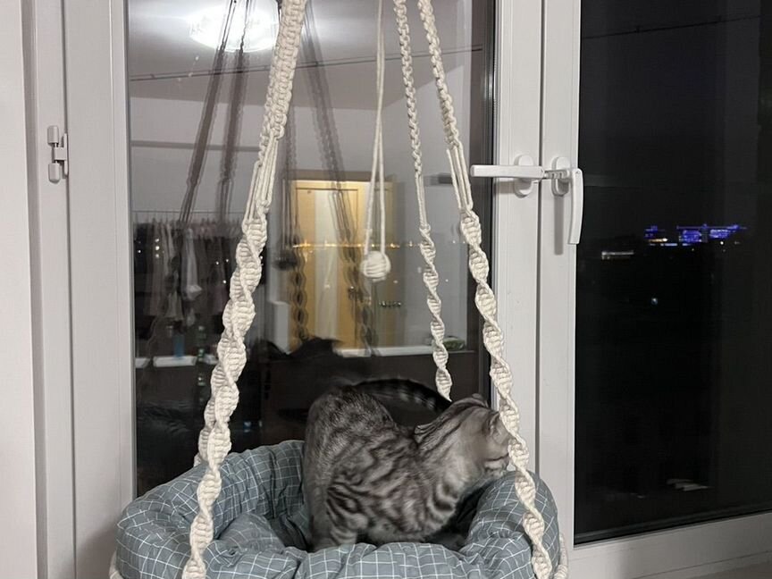 Лежанка для кота