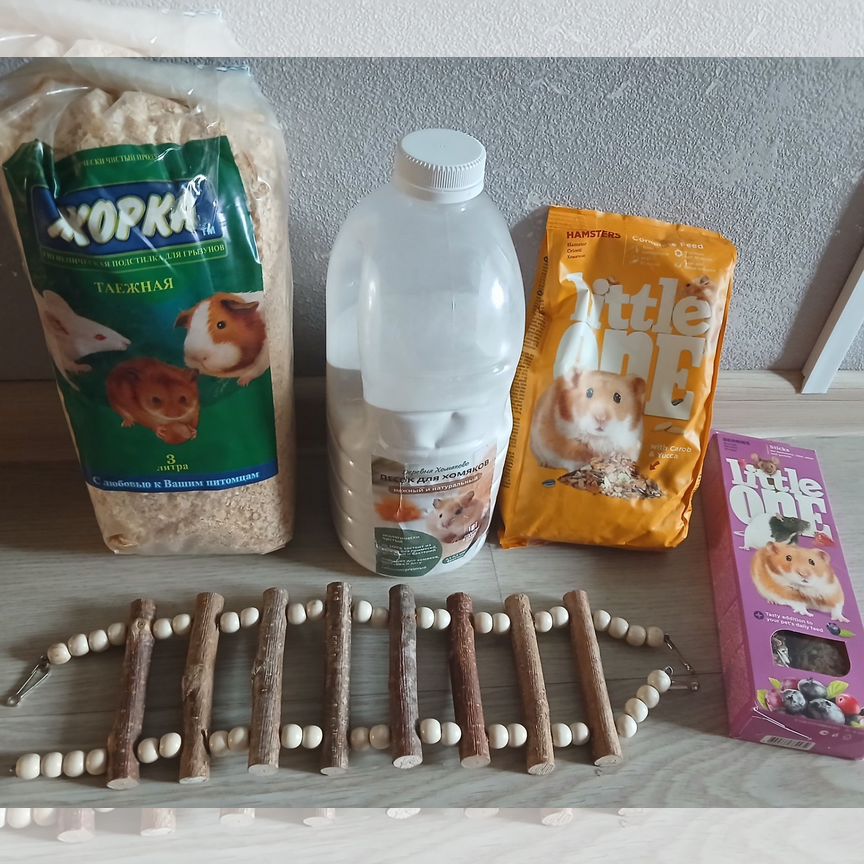 Корм, опилки, песок для грызунов