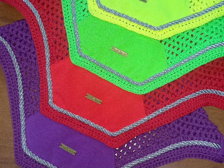 Амуниция для лошади ушки